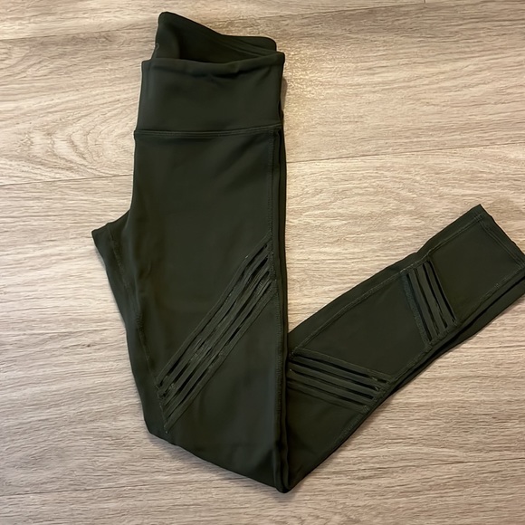 Alo Yoga Rn 87370